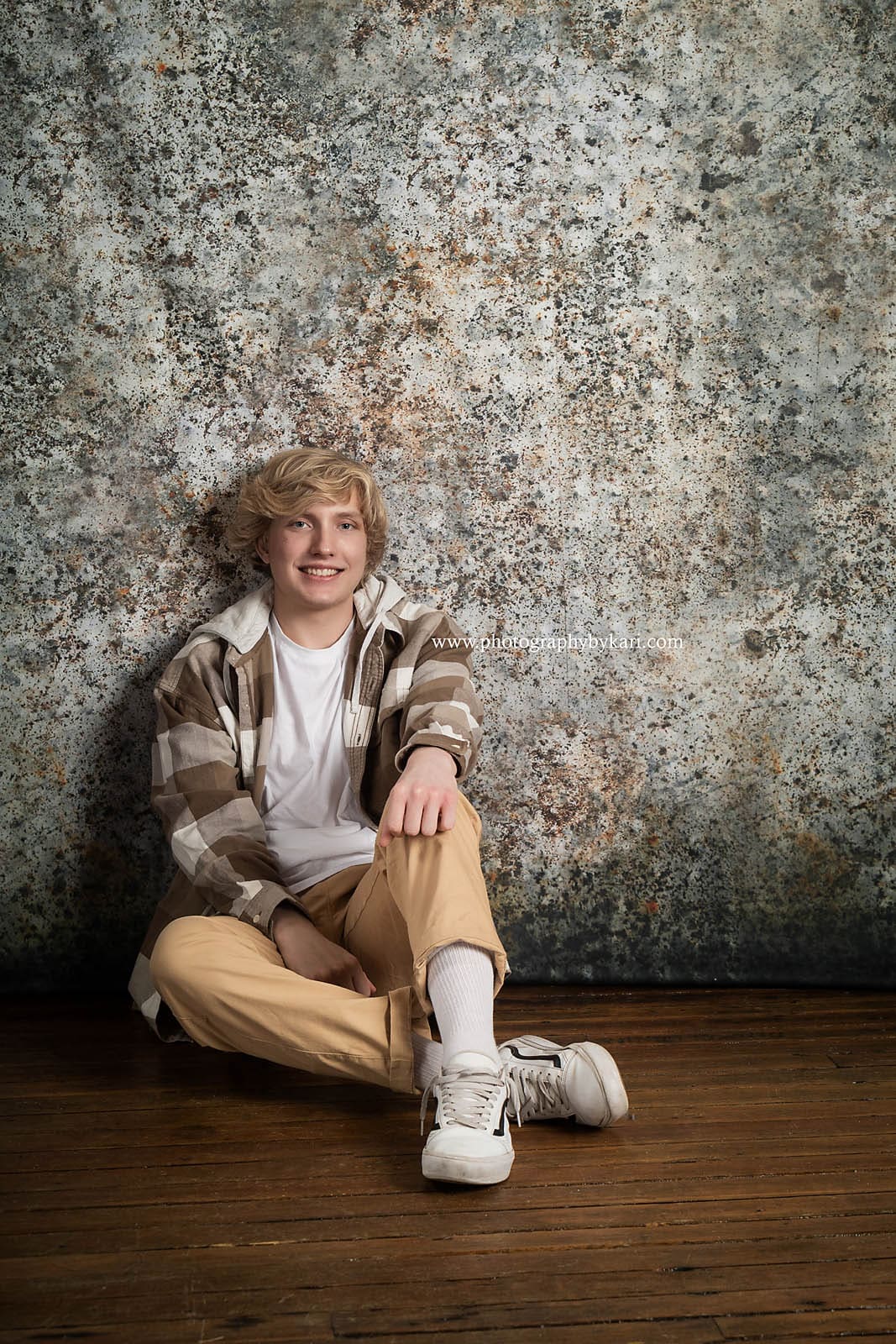 High School Senior Photos {MN Senior Guy Portrait Photographer ...